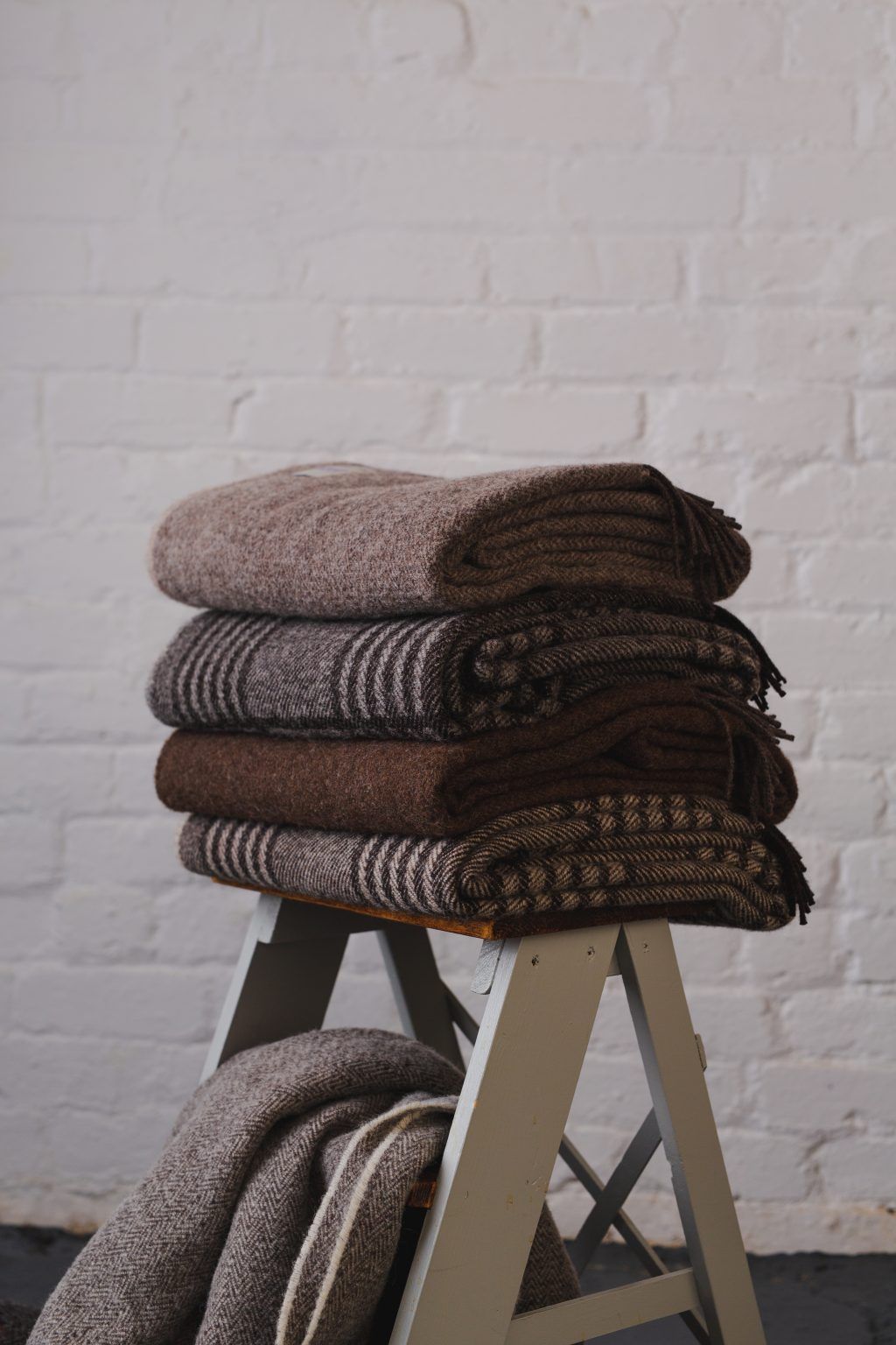 The 100% Scottish Worsted Natural Shetland Throw
