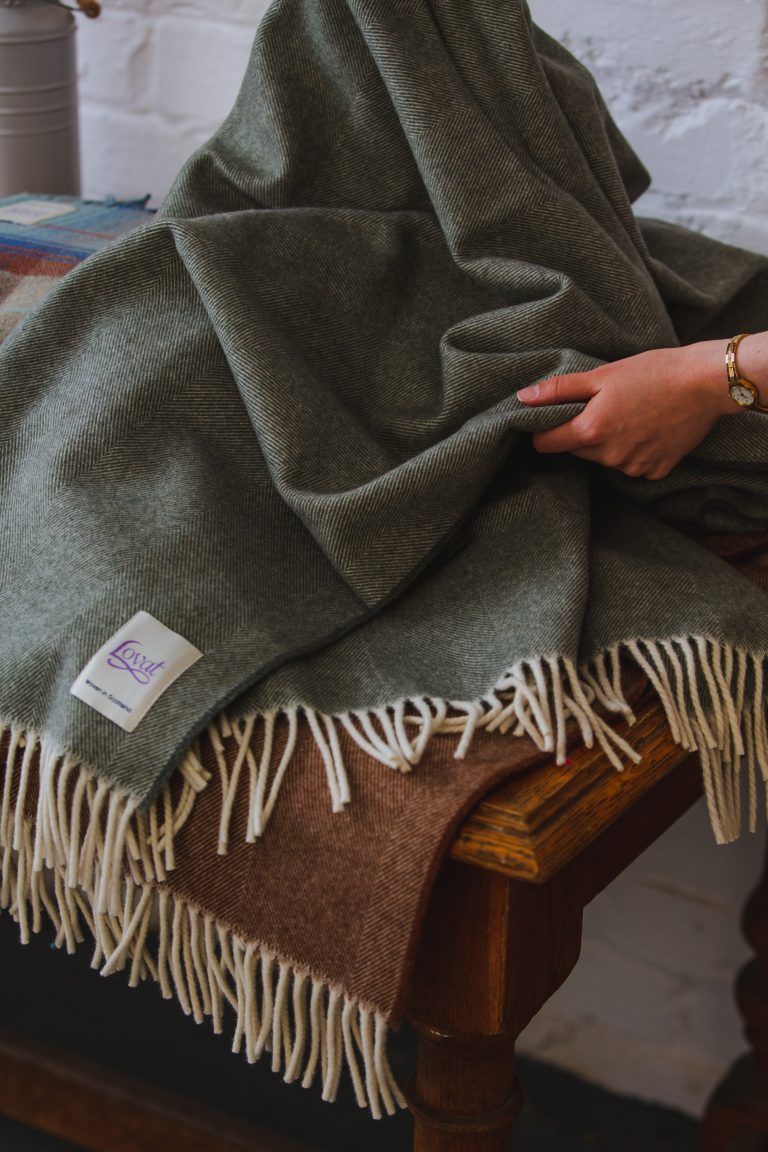 The Merino Lambswool Snug Rug